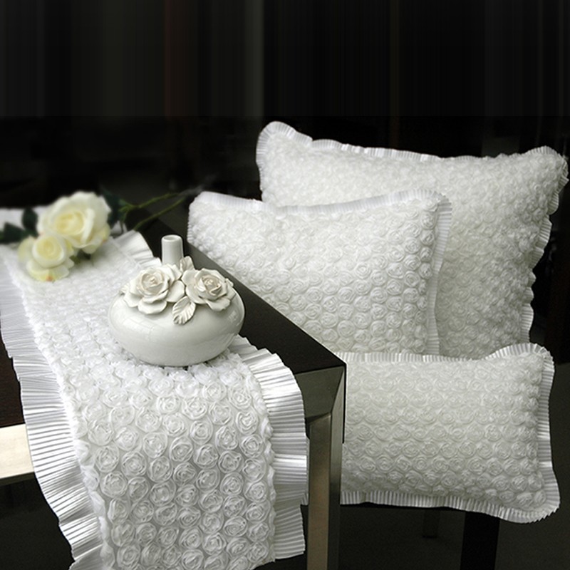 White Table Flag Bed Flag | Table Mats | Arcedior