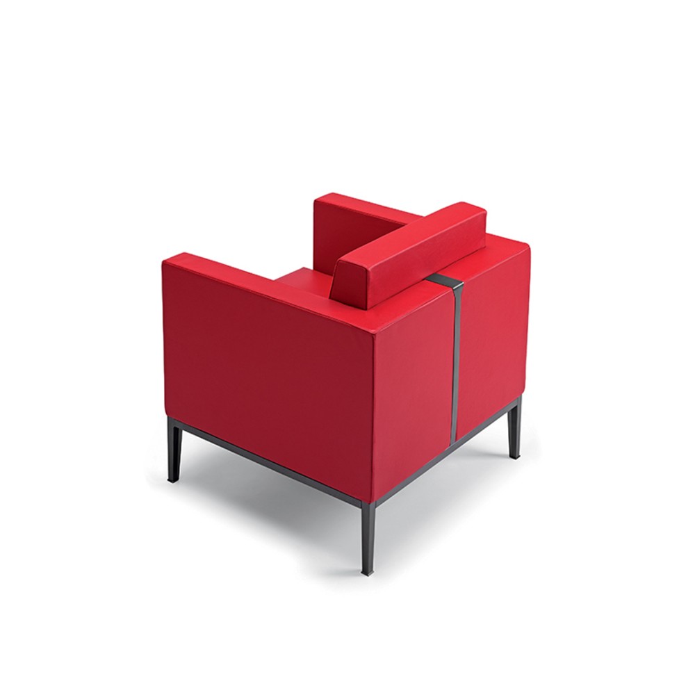 Xilon | Lounge Chairs | Arcedior