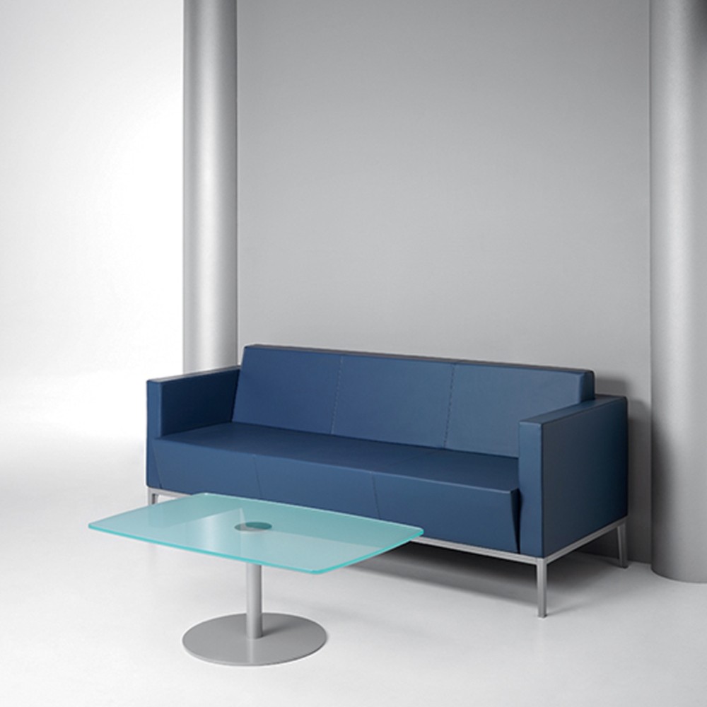 Xilon | Lounge Chairs | Arcedior